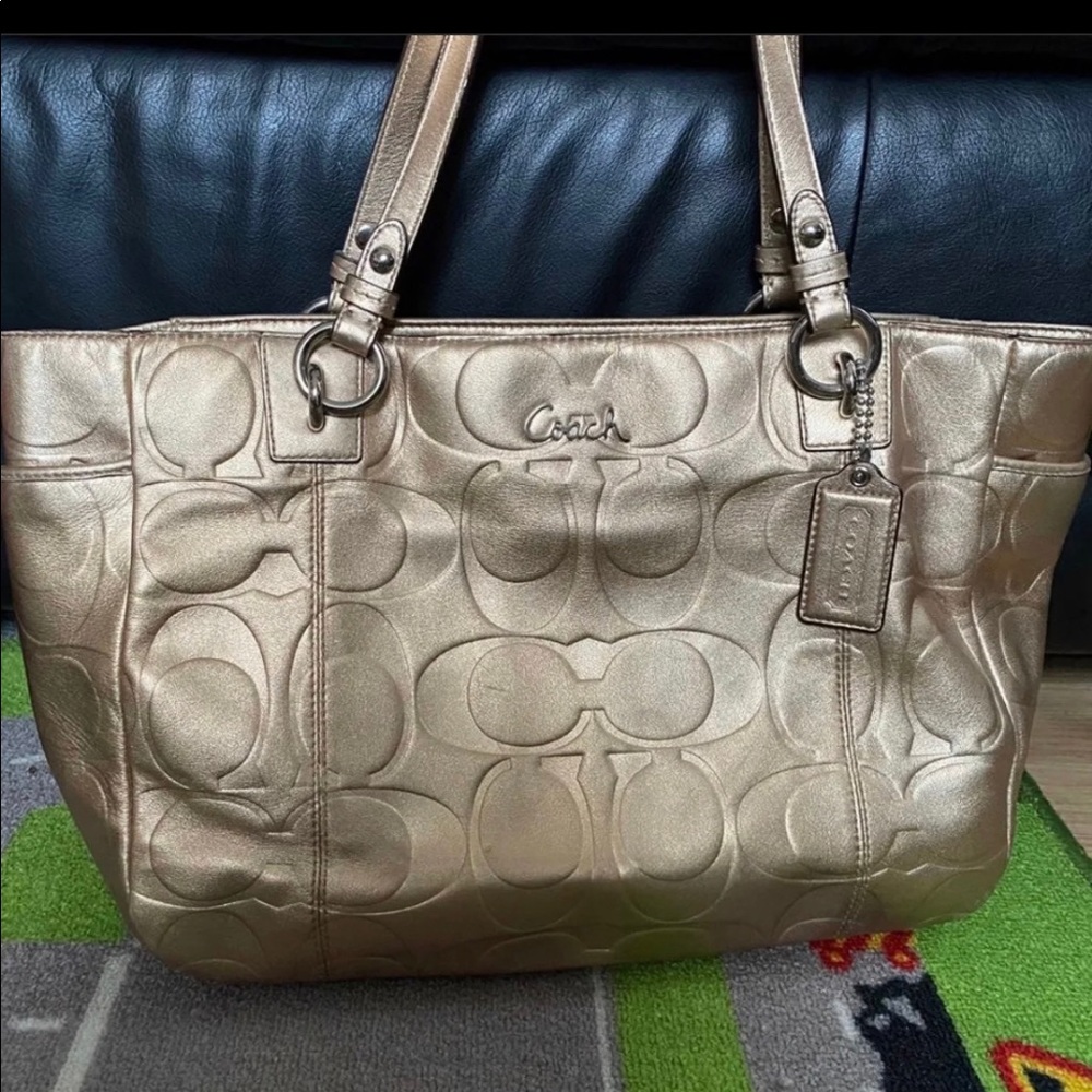 Coach Gold Logo Tote Zip Bag - Gem